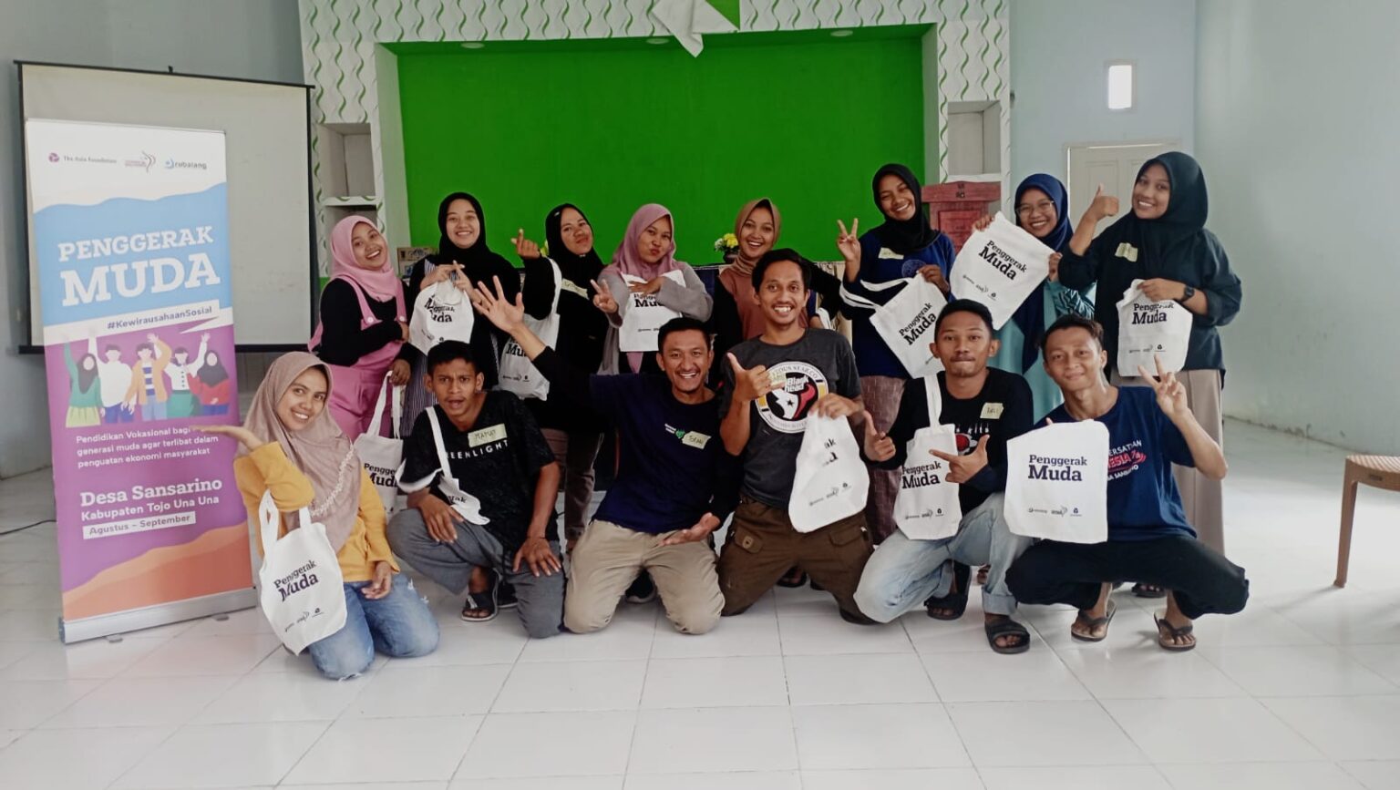 Sikola Mombine Bergerak Bersama Anak Muda Tojo Una-Una – WARTAKIAT